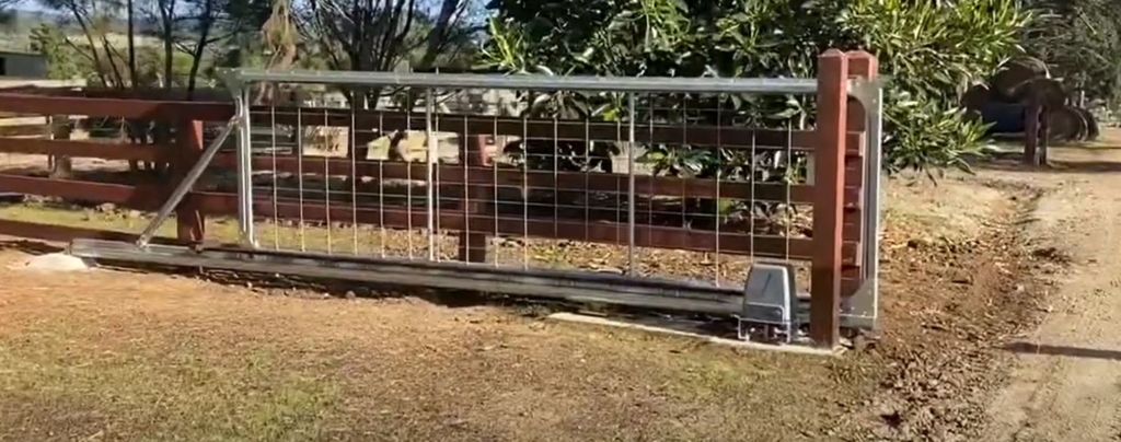 Cantilever Gate Channel 68mm Wide x 5.8m Long (GTR023) - Richmond ...